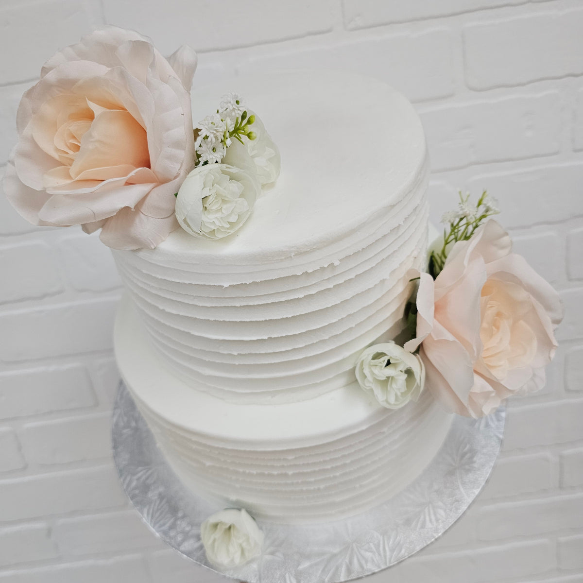 Peaches & Cream Simplicity – Artistic Cake Design Inc