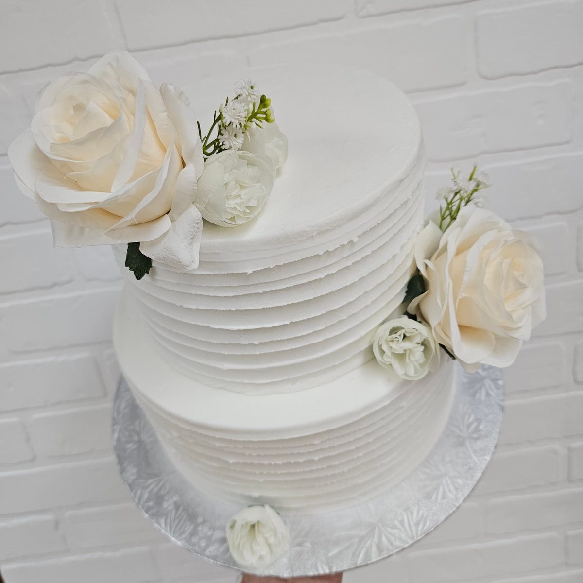 Milk & Cream Simplicity – Artistic Cake Design Inc