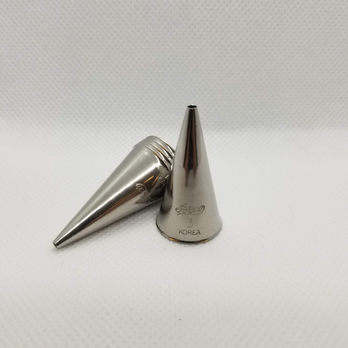 Round Tips – Artistic Cake Design Inc